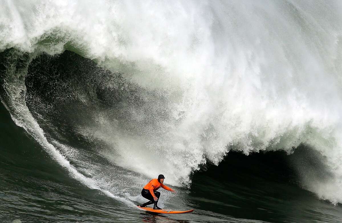 Mavericks surf contest draws thousands to experience thrills