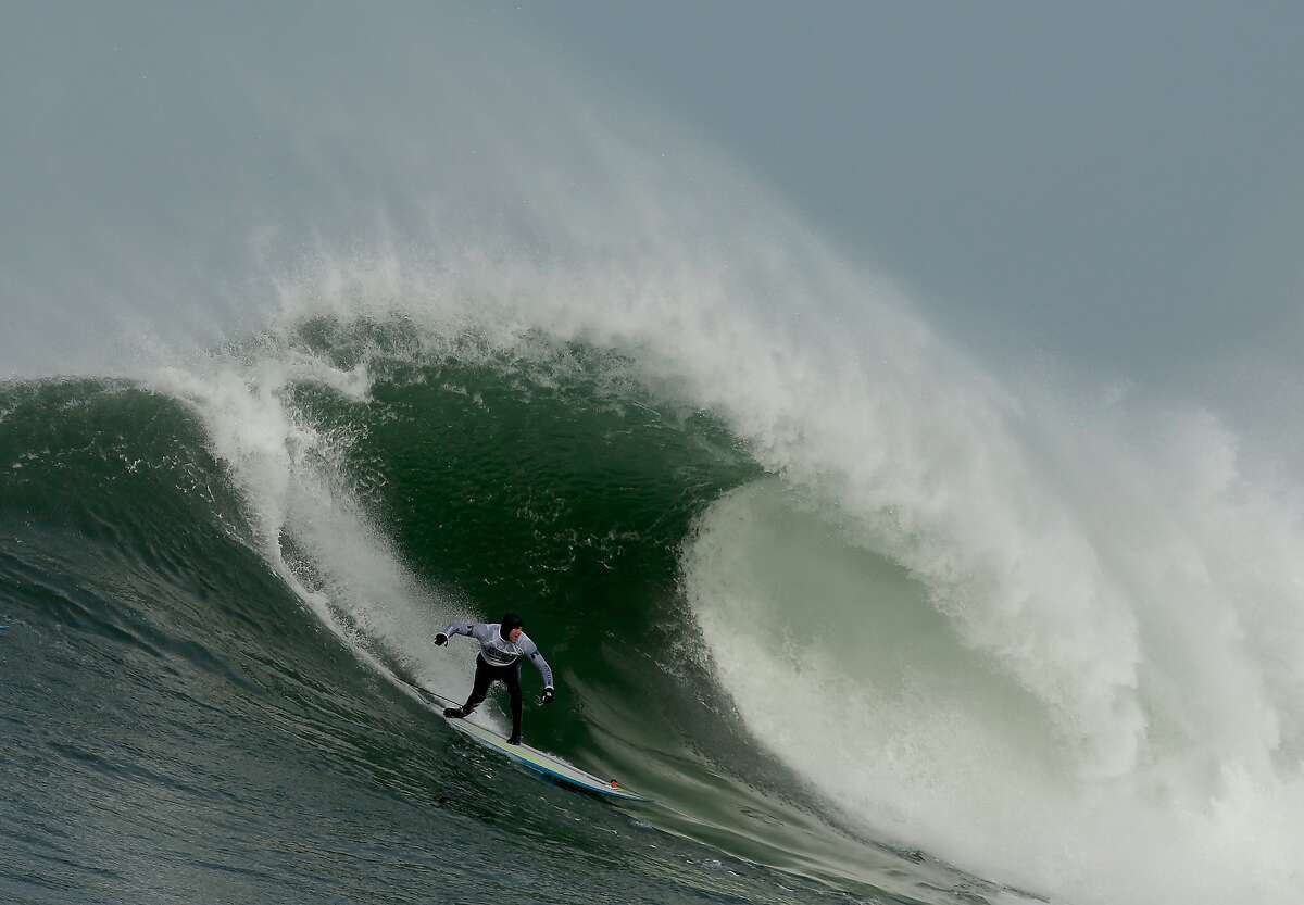 Mavericks surf contest draws thousands to experience thrills
