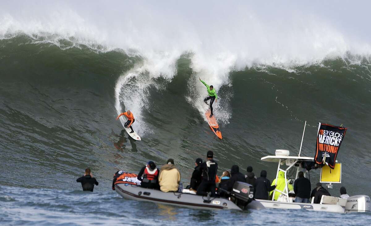 Mavericks surf contest draws thousands to experience thrills