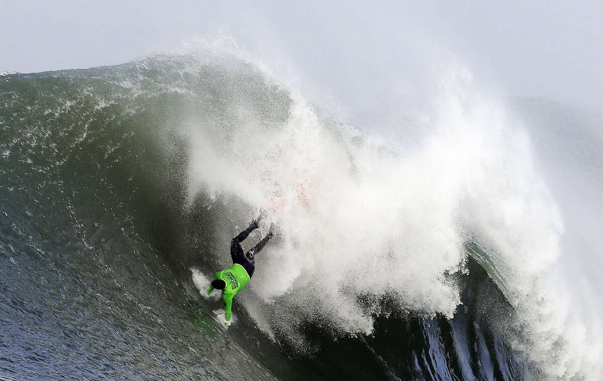 Mavericks surf contest draws thousands to experience thrills
