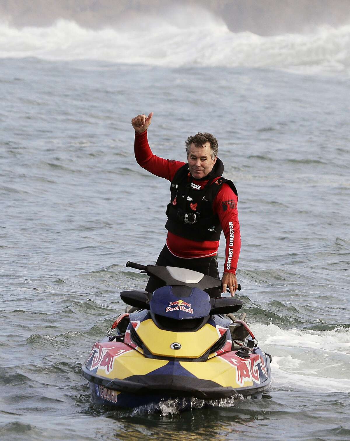 Mavericks surf contest draws thousands to experience thrills