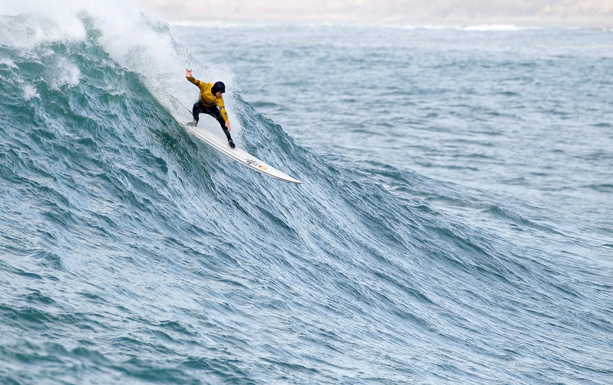 Mavericks surf contest draws thousands to experience thrills