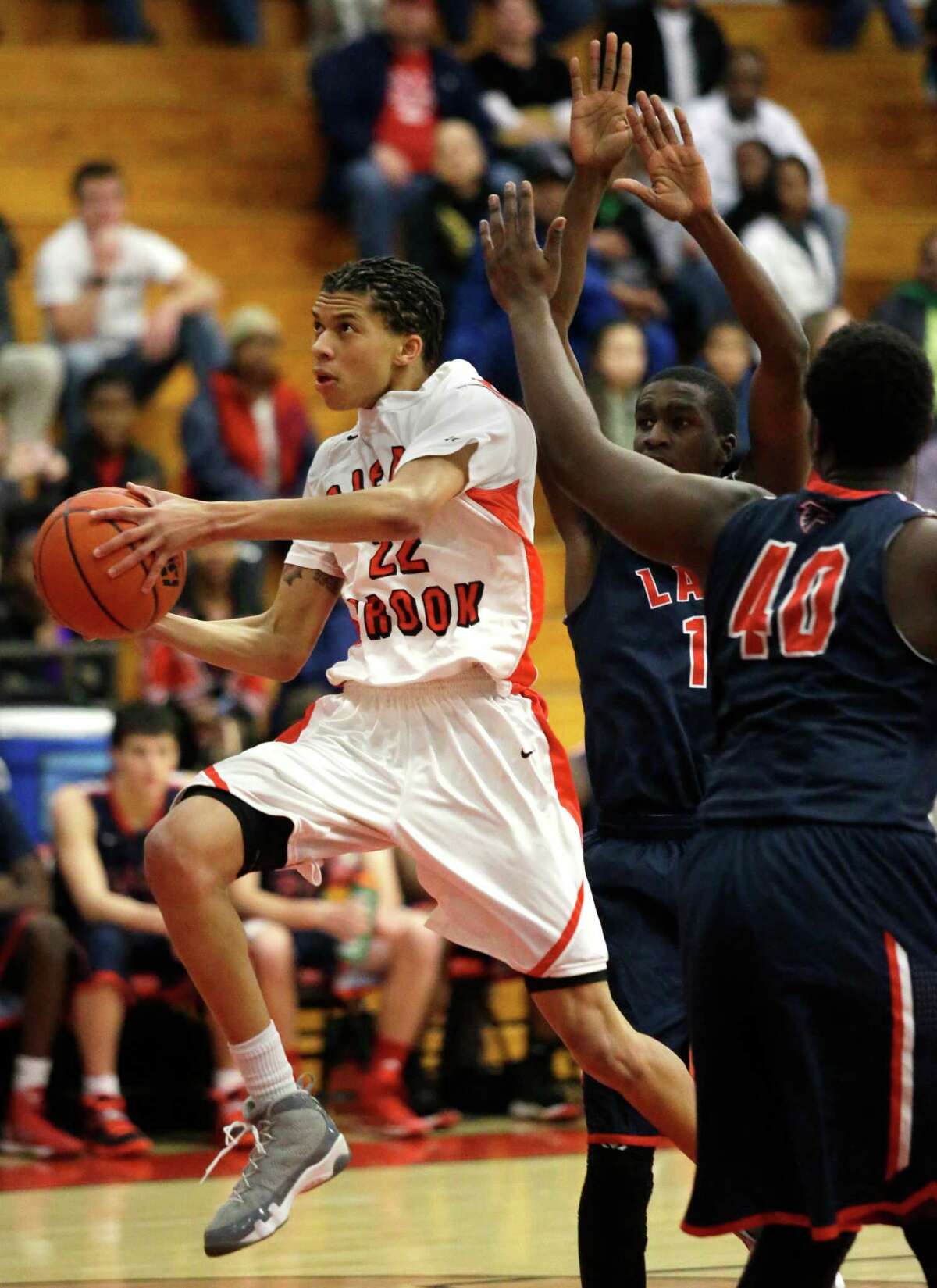 Davis, Clear Lake thwart Clear Brook