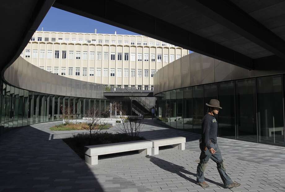 USF's science center's new digs go sleekly underground - SFGate