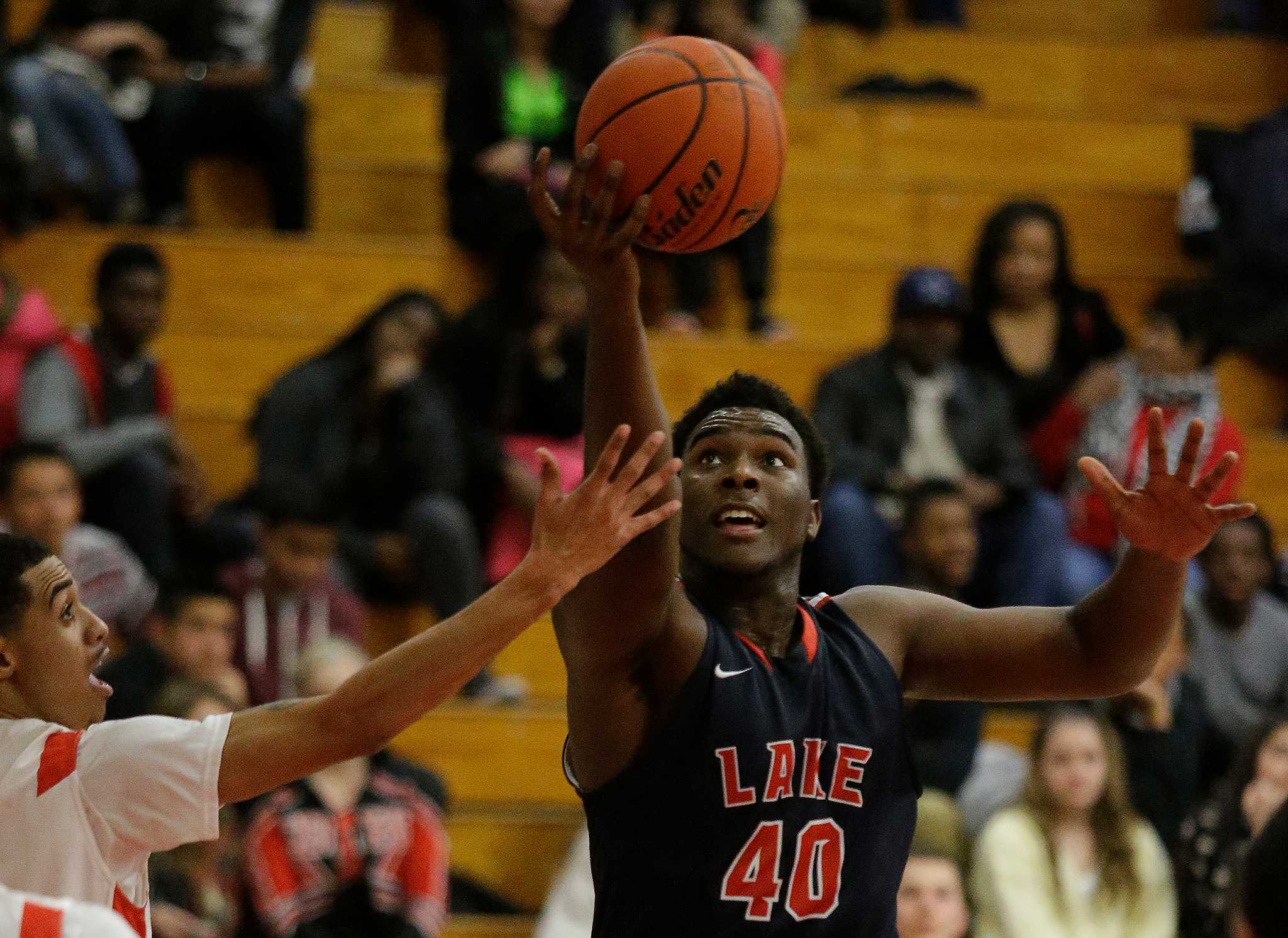 Davis, Clear Lake thwart Clear Brook