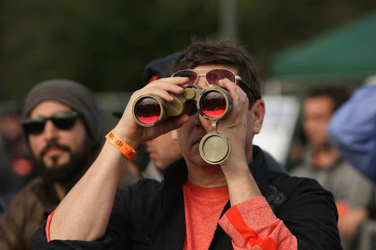 Mavericks surf contest draws thousands to experience thrills