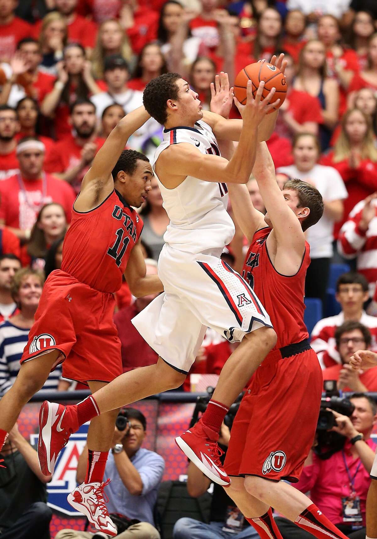 College basketball results, Jan. 26