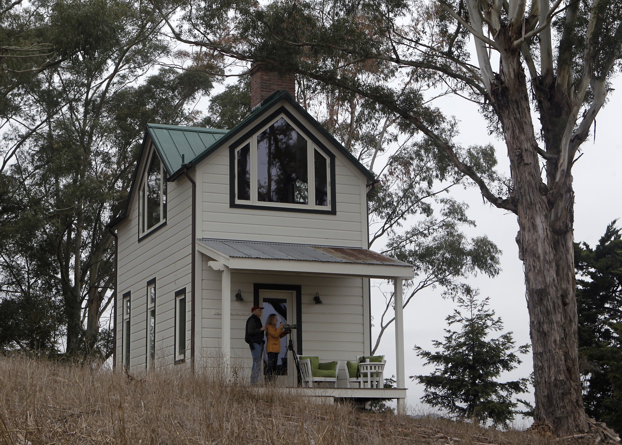Old bunkhouse now welcomes both human guests, birds