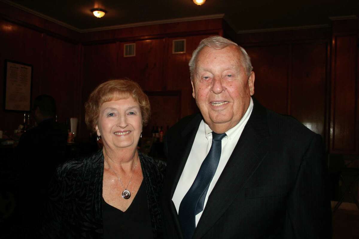 Foundation fundraiser benefits Sugar Land auditorium