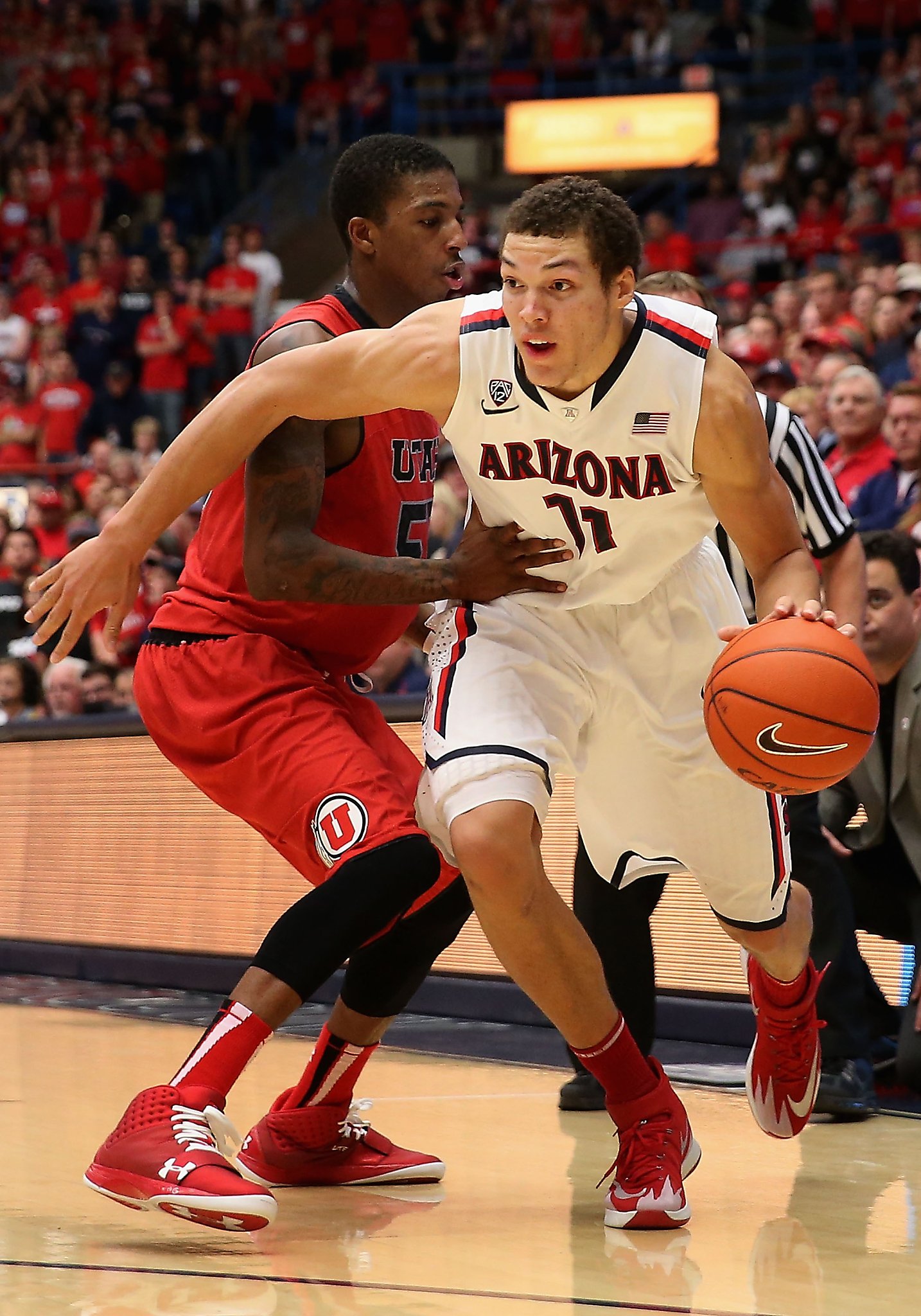Aaron Gordon, No. 1 Arizona play at Stanford