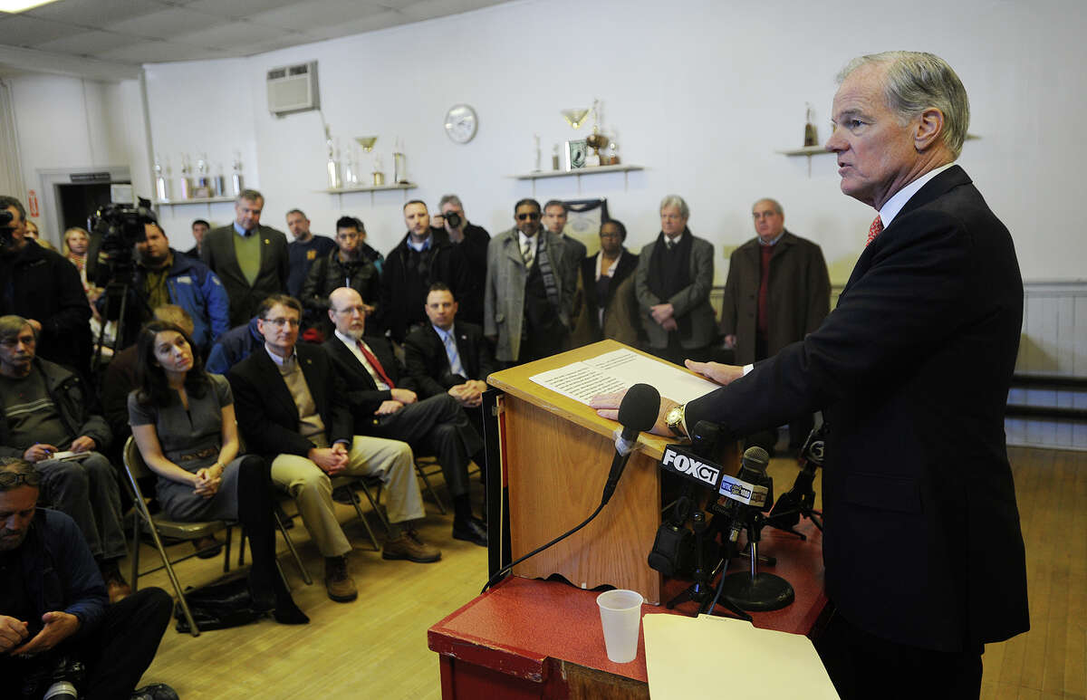 Foley enters crowded GOP field for governor