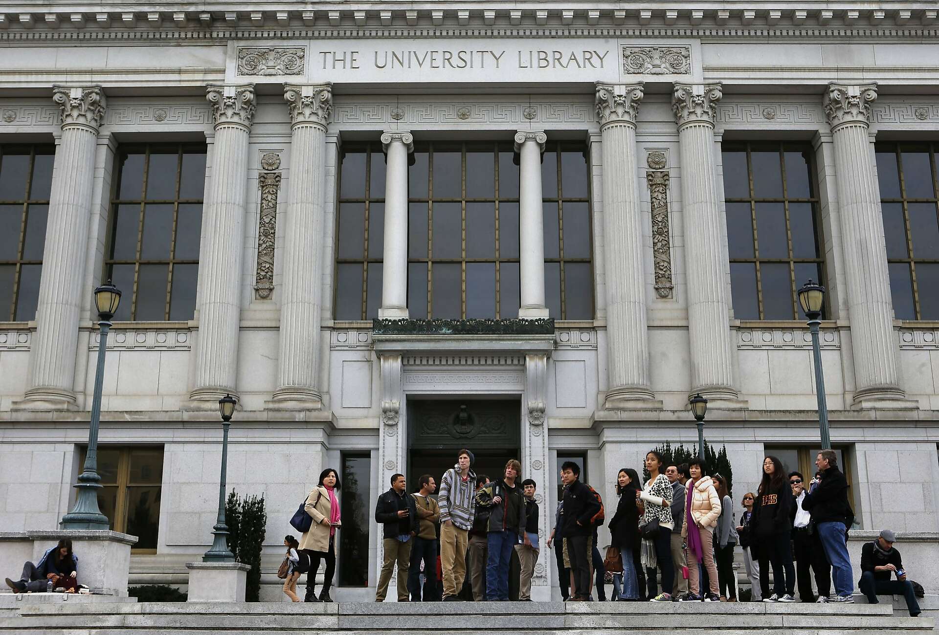 UC Berkeley libraries saved with influx of cash