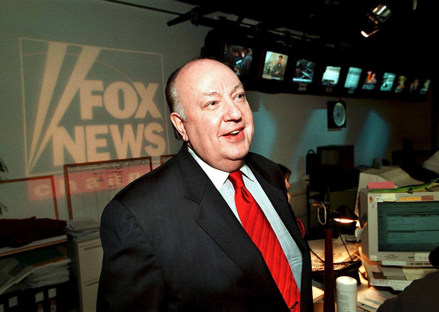 'The Loudest Voice in the Room,' by Gabriel Sherman