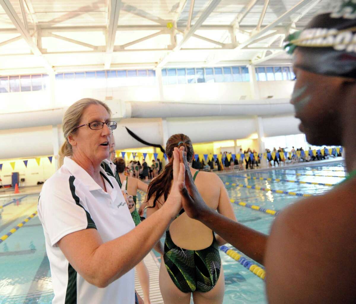 Greenwich Academy swims past Sacred Heart