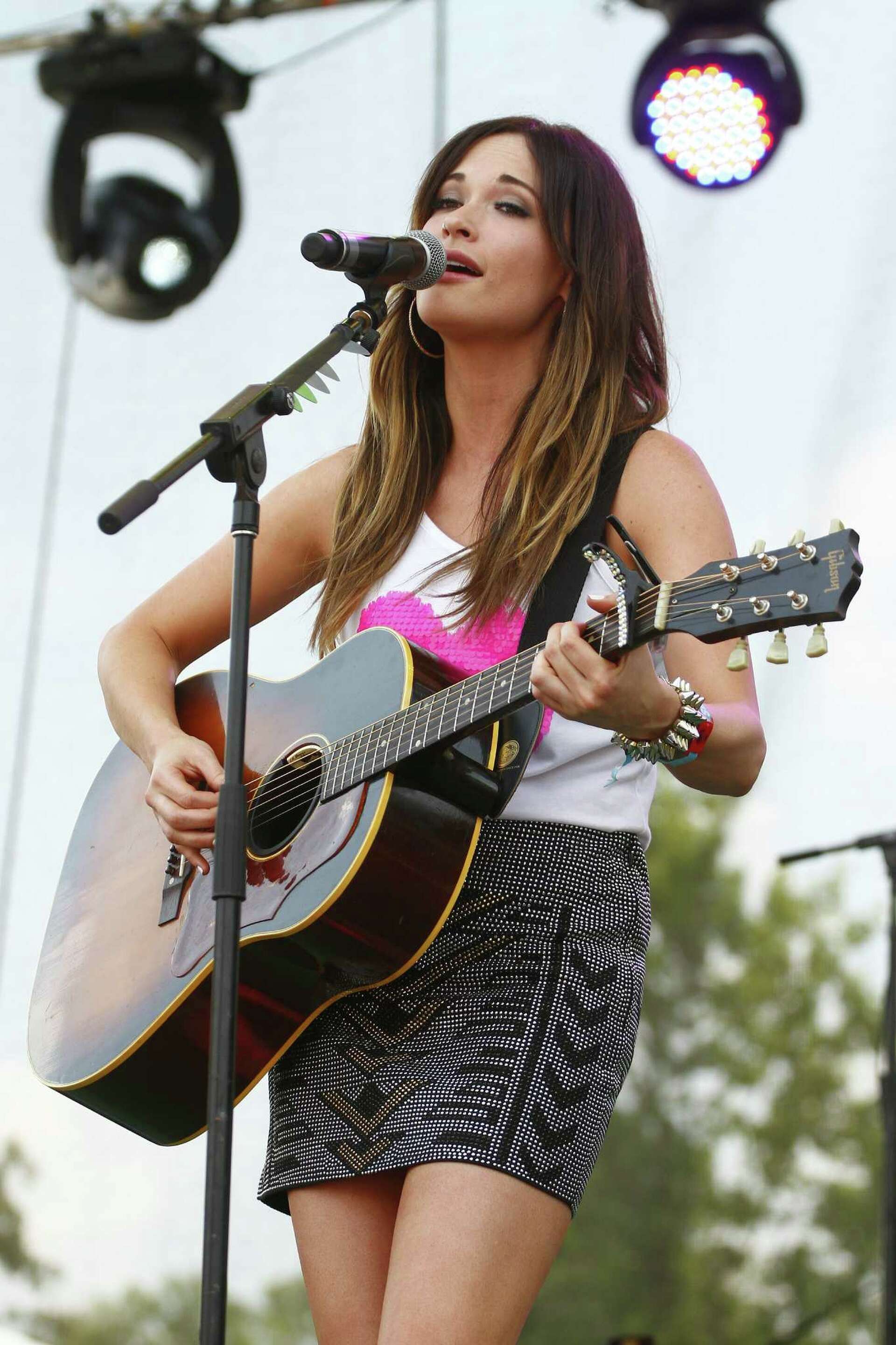 Kacey Musgraves shows why she’s a star at Gruene Hall