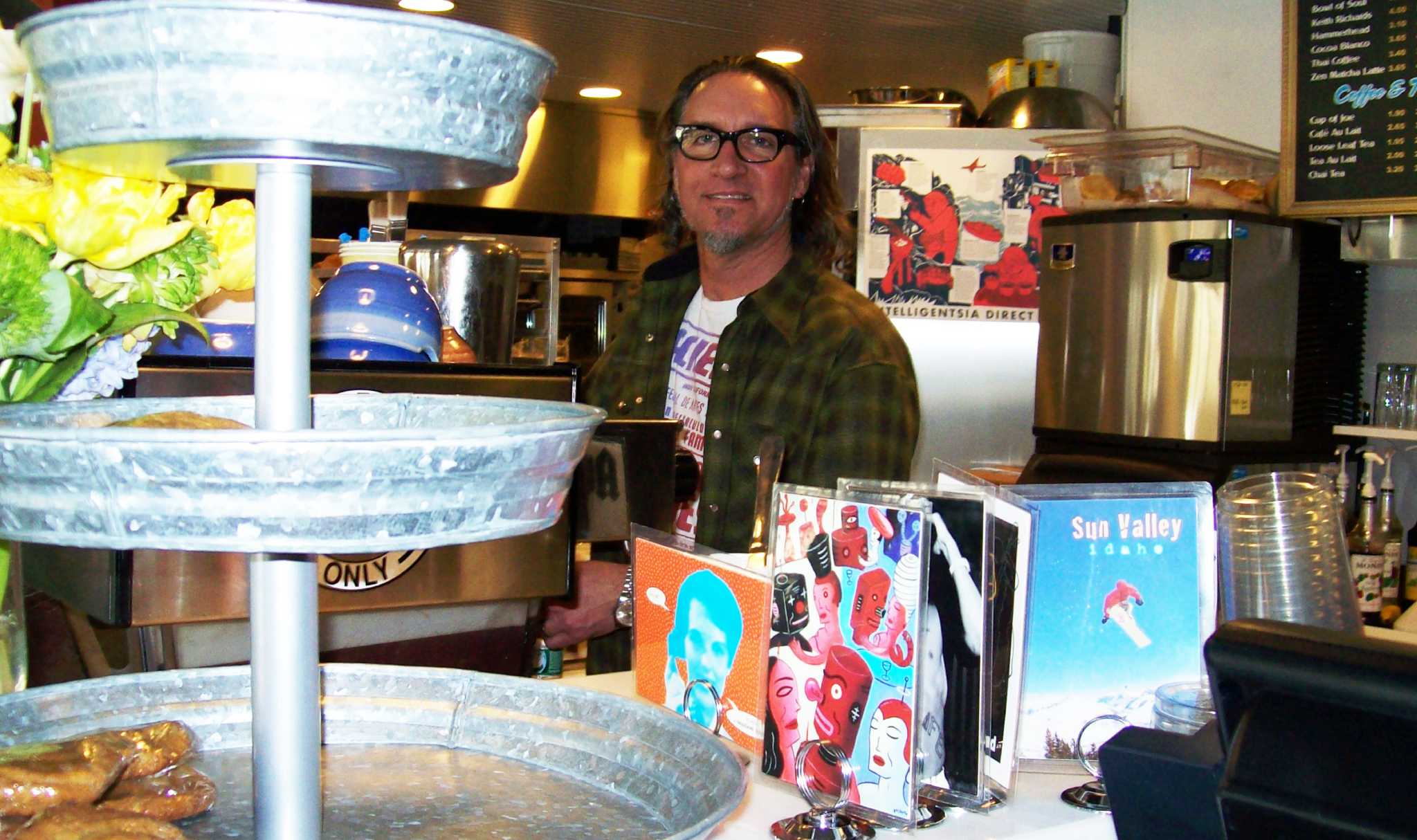 Java aims to perk up downtown with coffee and cafe fare