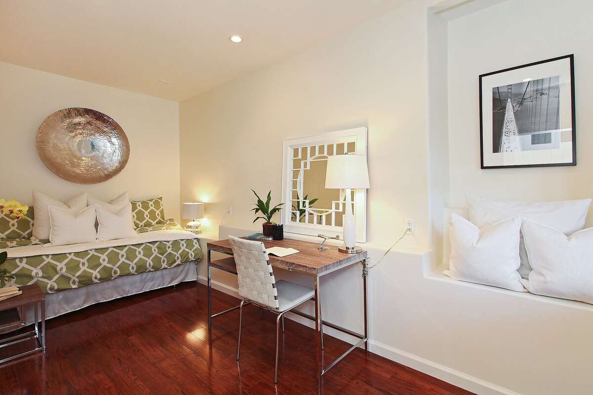 Hot Property: Tri-level condo on Union Street includes expanded master ...