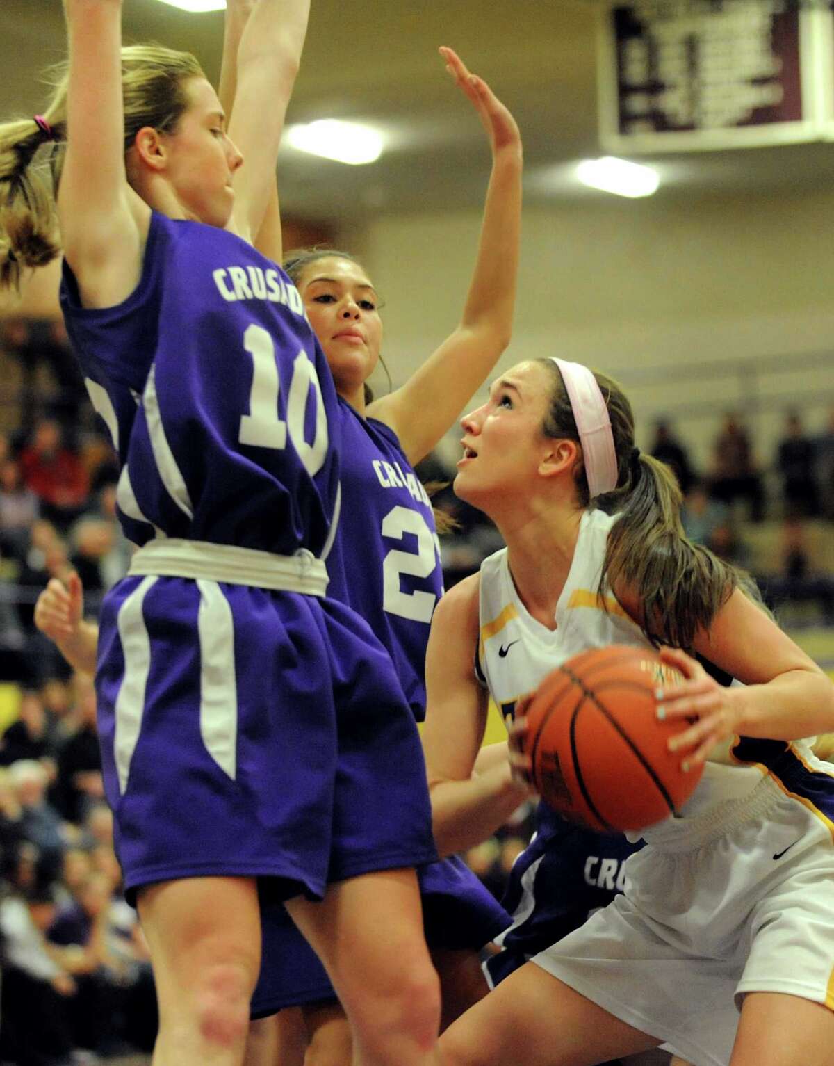 Fast finish gives CCHS victory