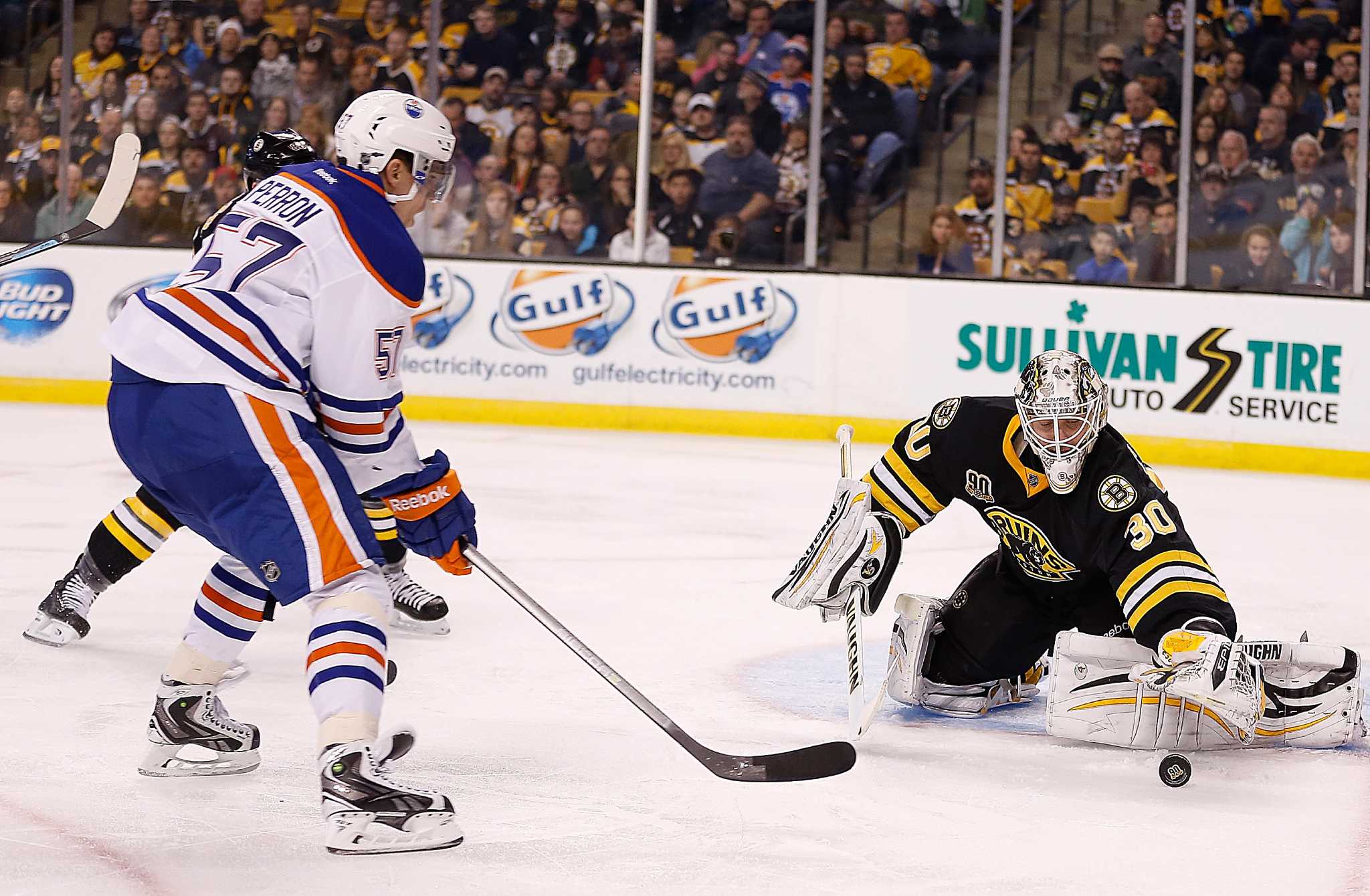 Johnson, Bruins shut out Oilers
