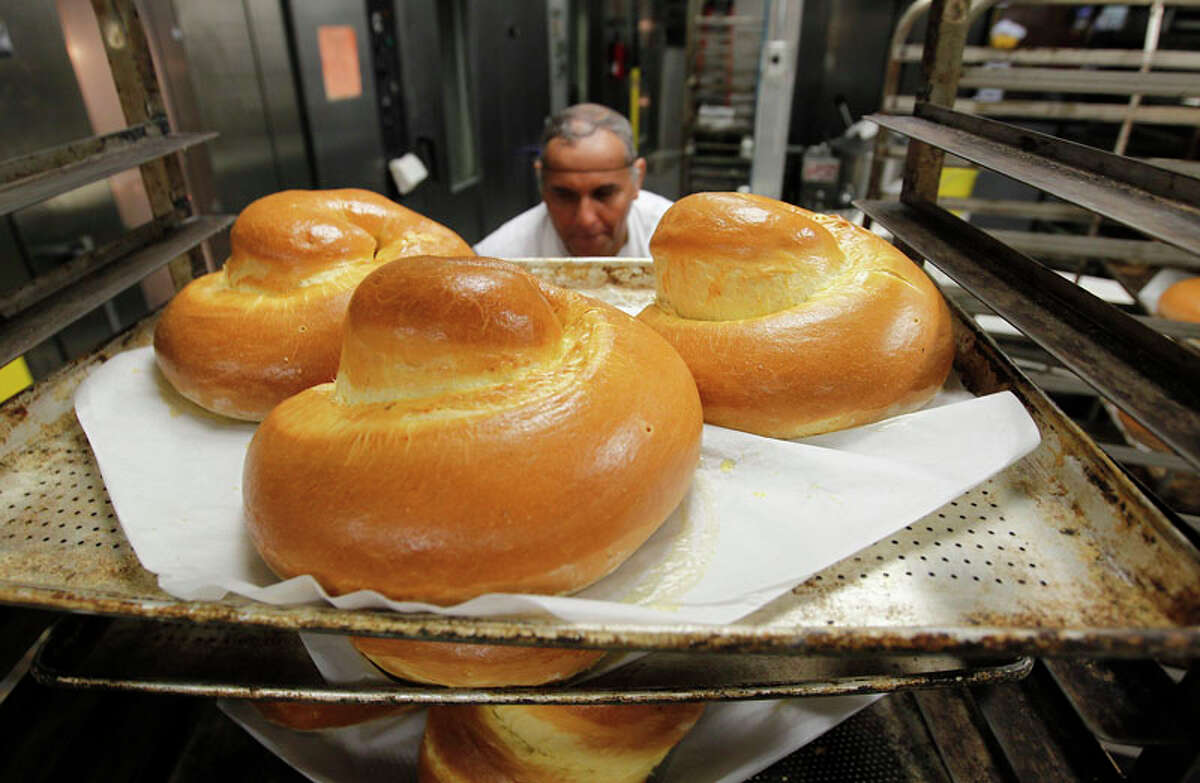 'Cake Boss' gives Third Ward bakery valuable advice on TLC episode