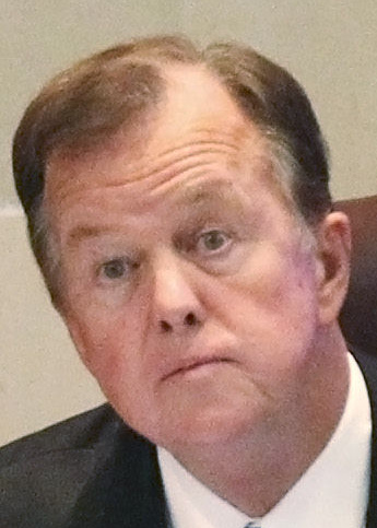 Krier questions streetcar plan