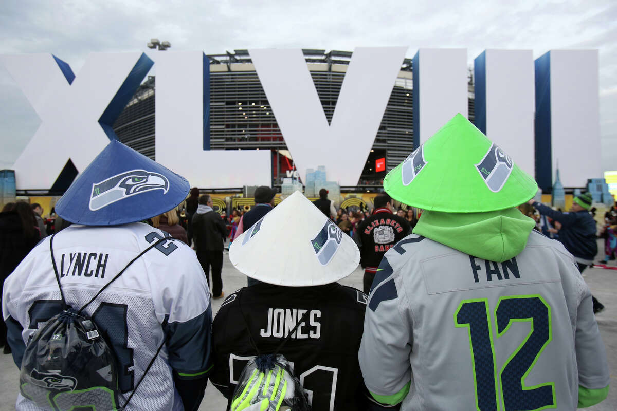 'Mattress Mack' forks over $7 million in Seahawks win