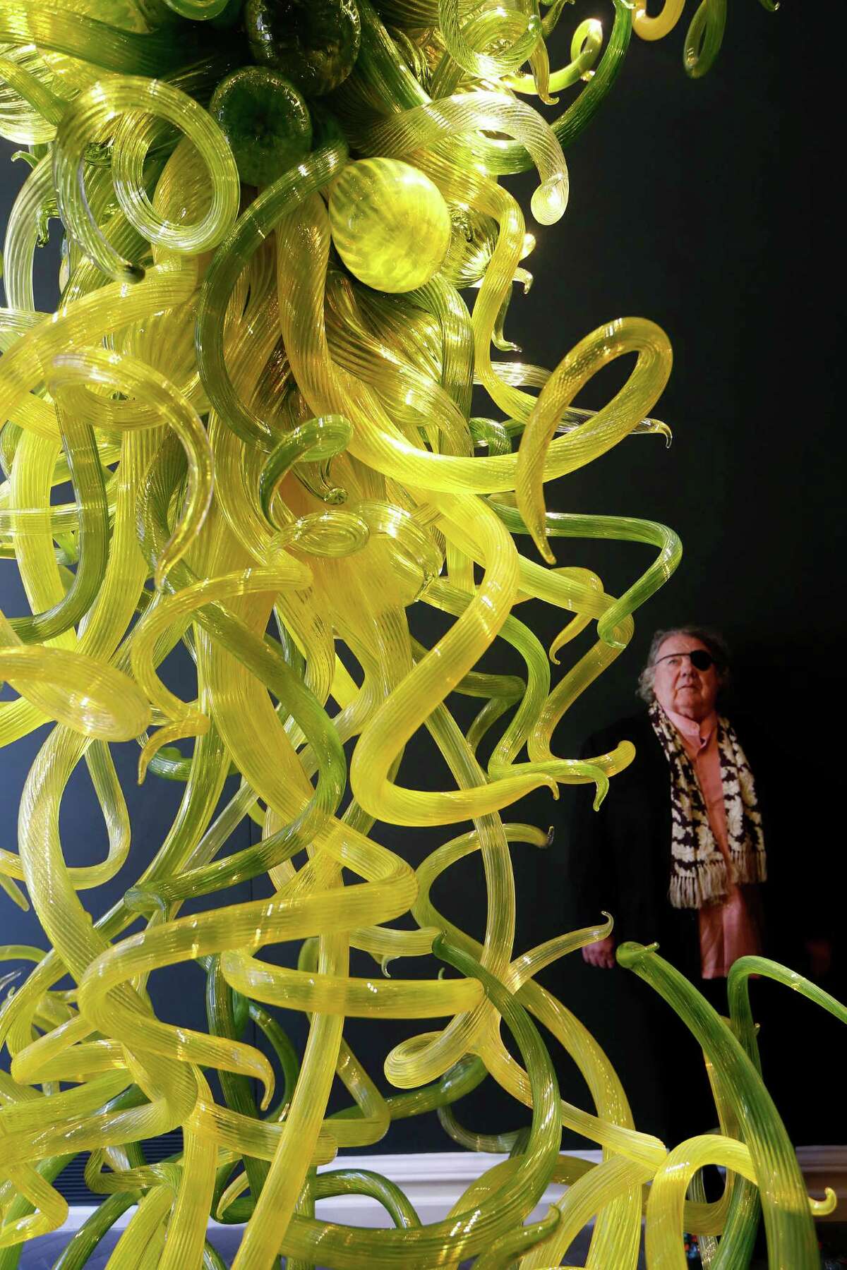 Dale Chihuly show hits London