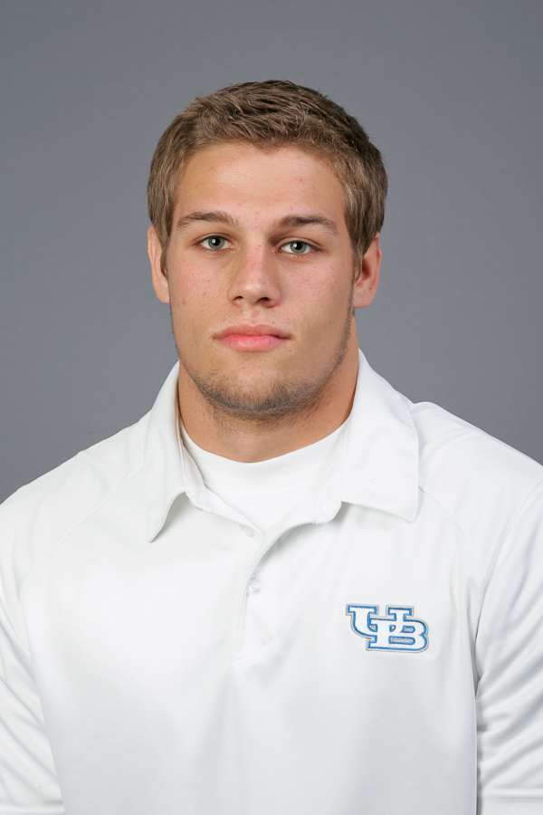 Campus Watch: Palmer unbeaten in weight throw for Buffalo