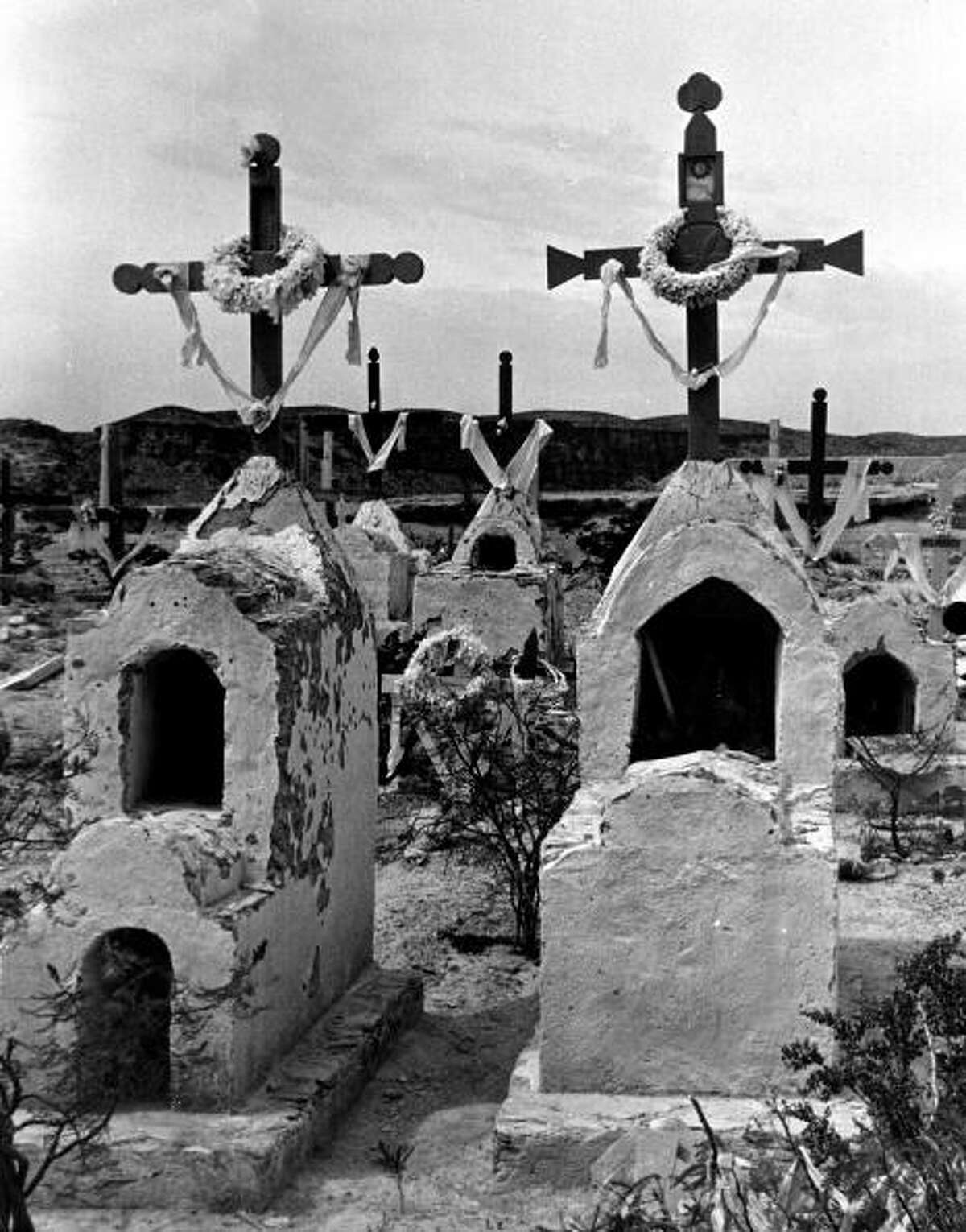6 ghost towns worth visiting in Texas this Spring Break