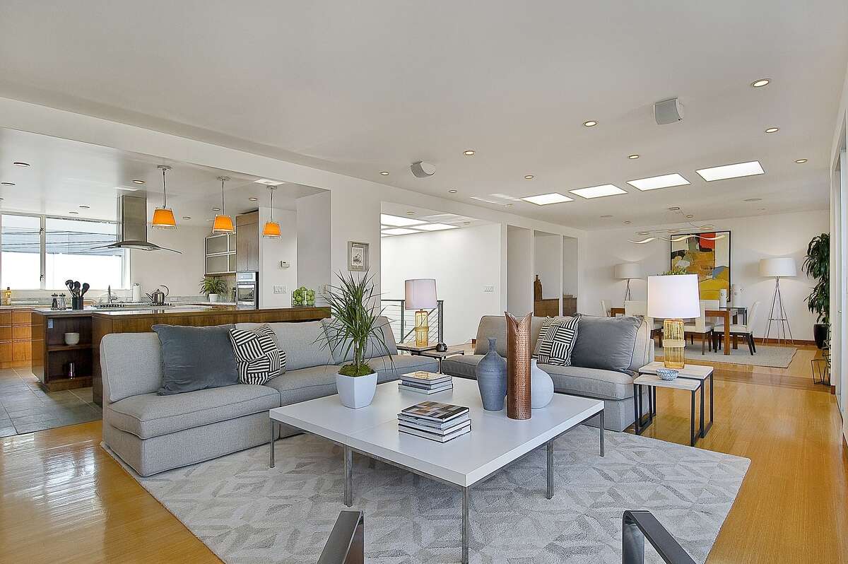 Hot Property: Vertical floor plan dominates double lot in Noe Valley