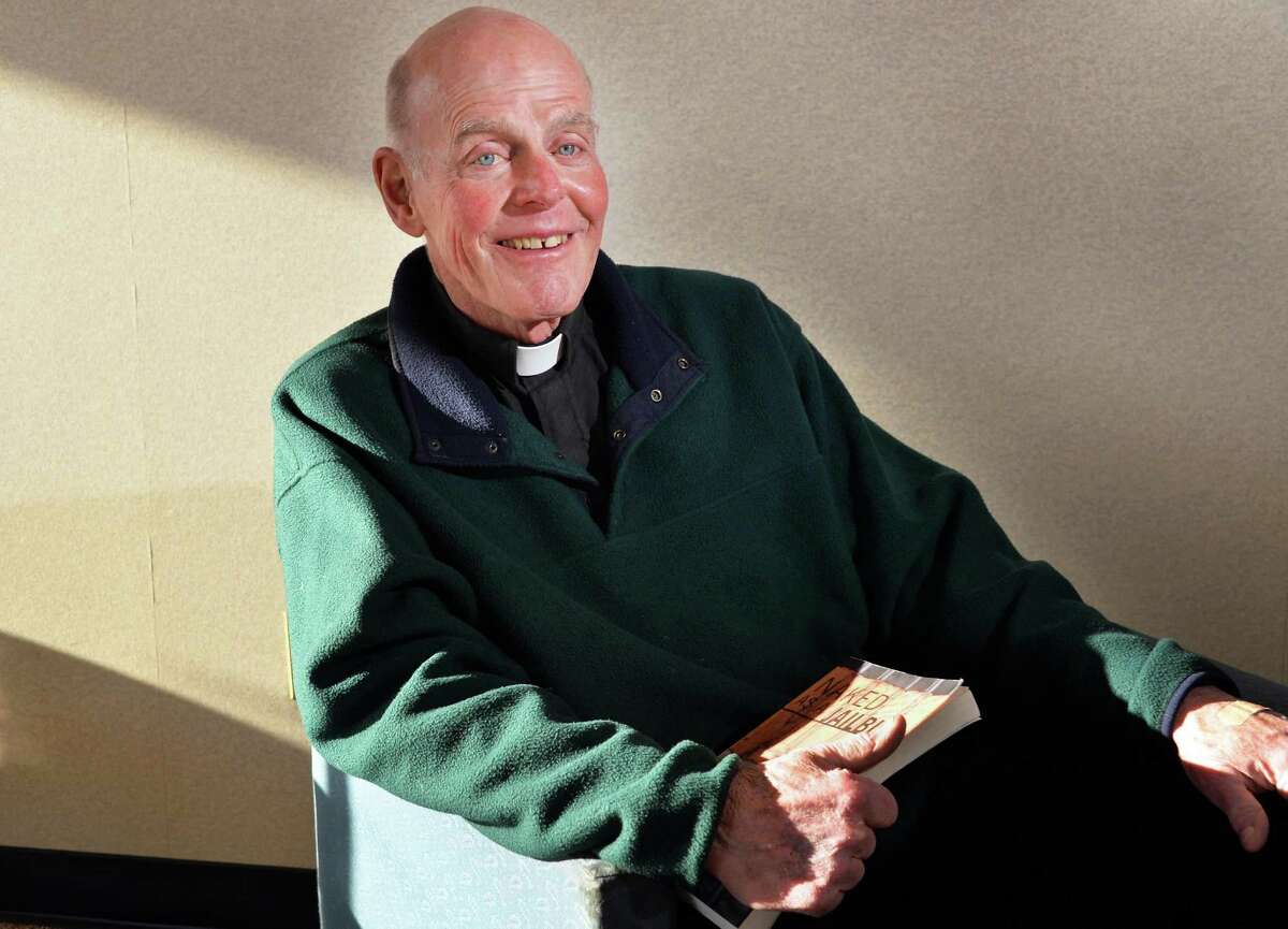 Faces of Faith: A priest's flock includes inmates