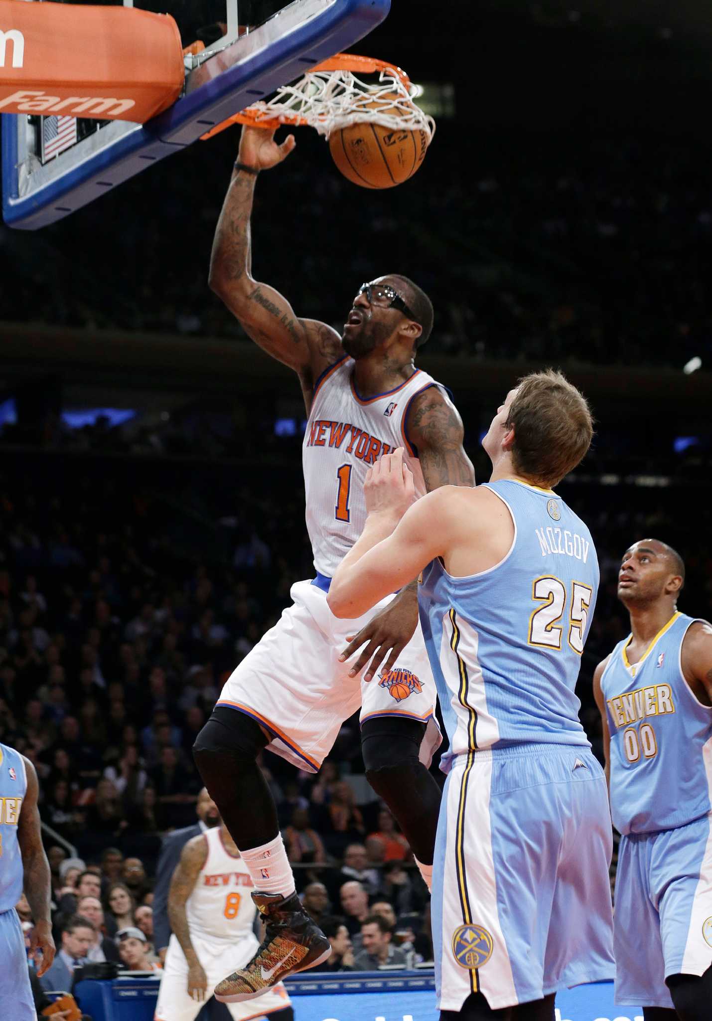 Knicks eat up Nuggets