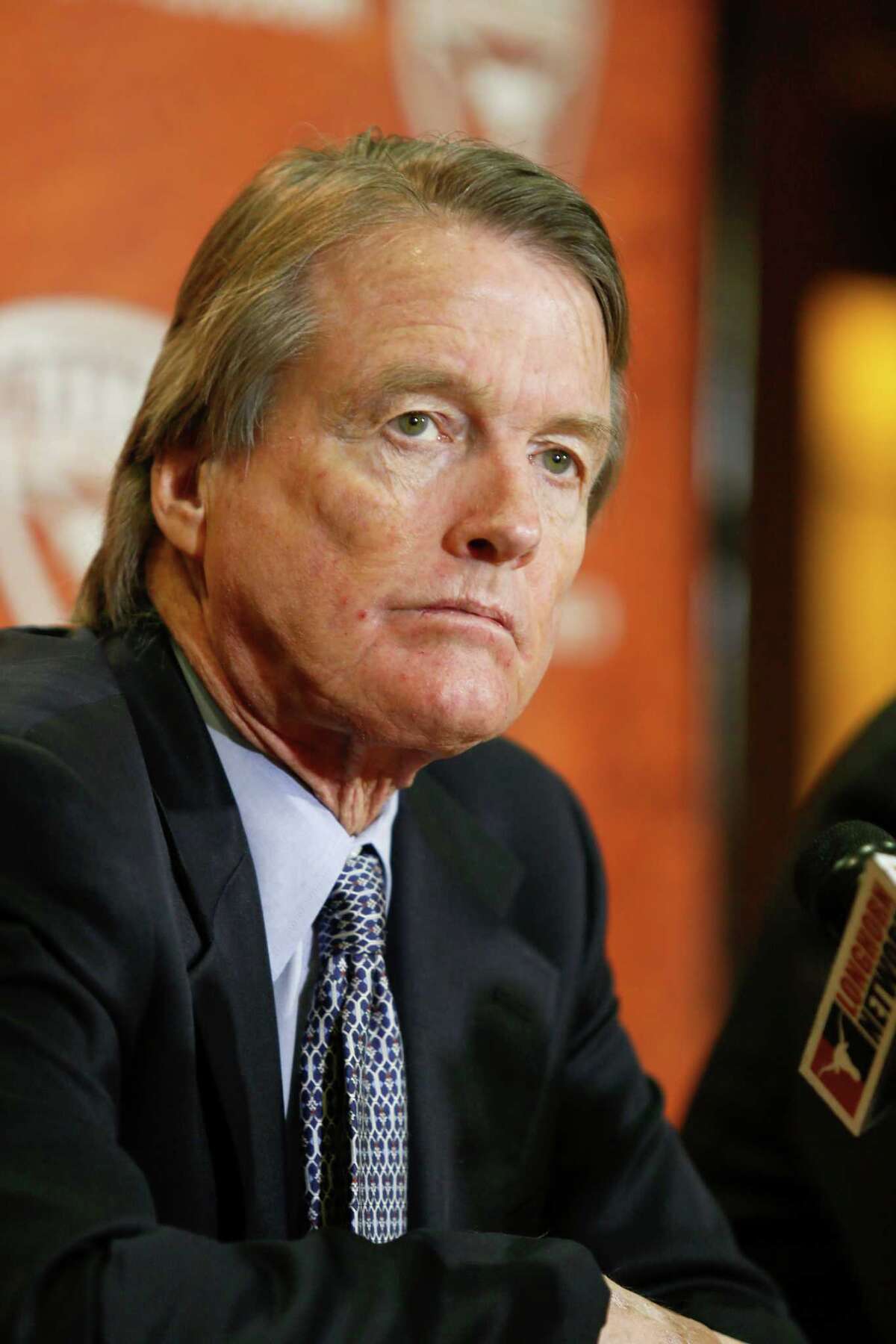 UT Austin President Powers asked to resign or be fired