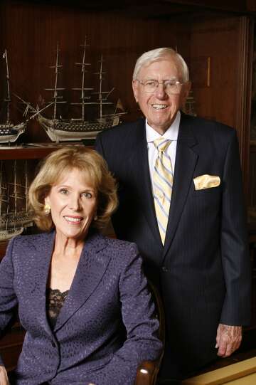 Zuckerberg, wife give $75 million to S.F. hospital