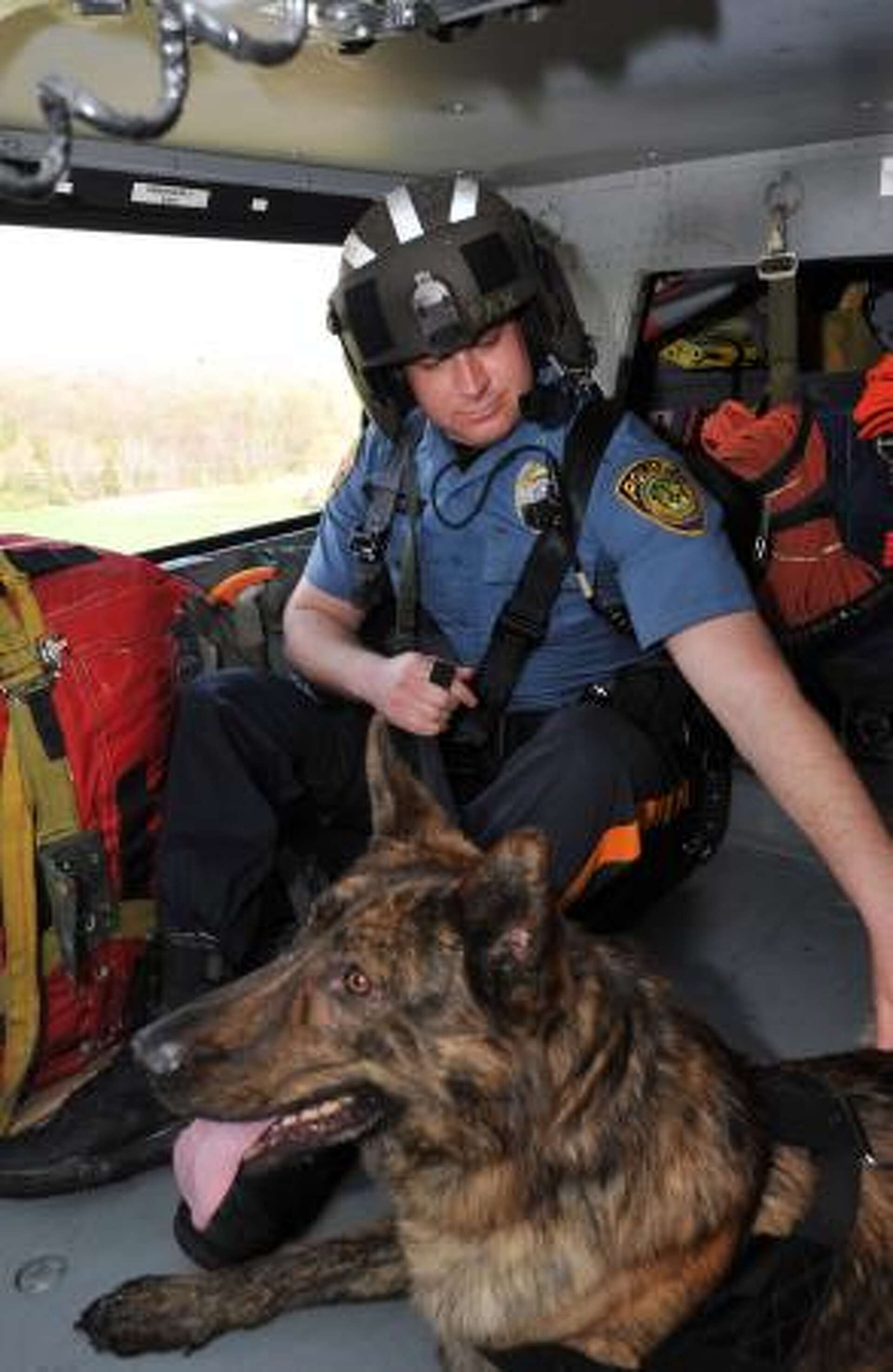 Bomb-sniffing dogs dropped from helicopters off Galveston coast