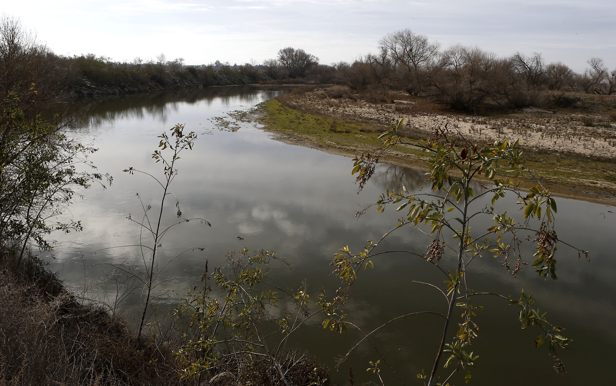 Sens. Feinstein, Boxer propose emergency drought legislation