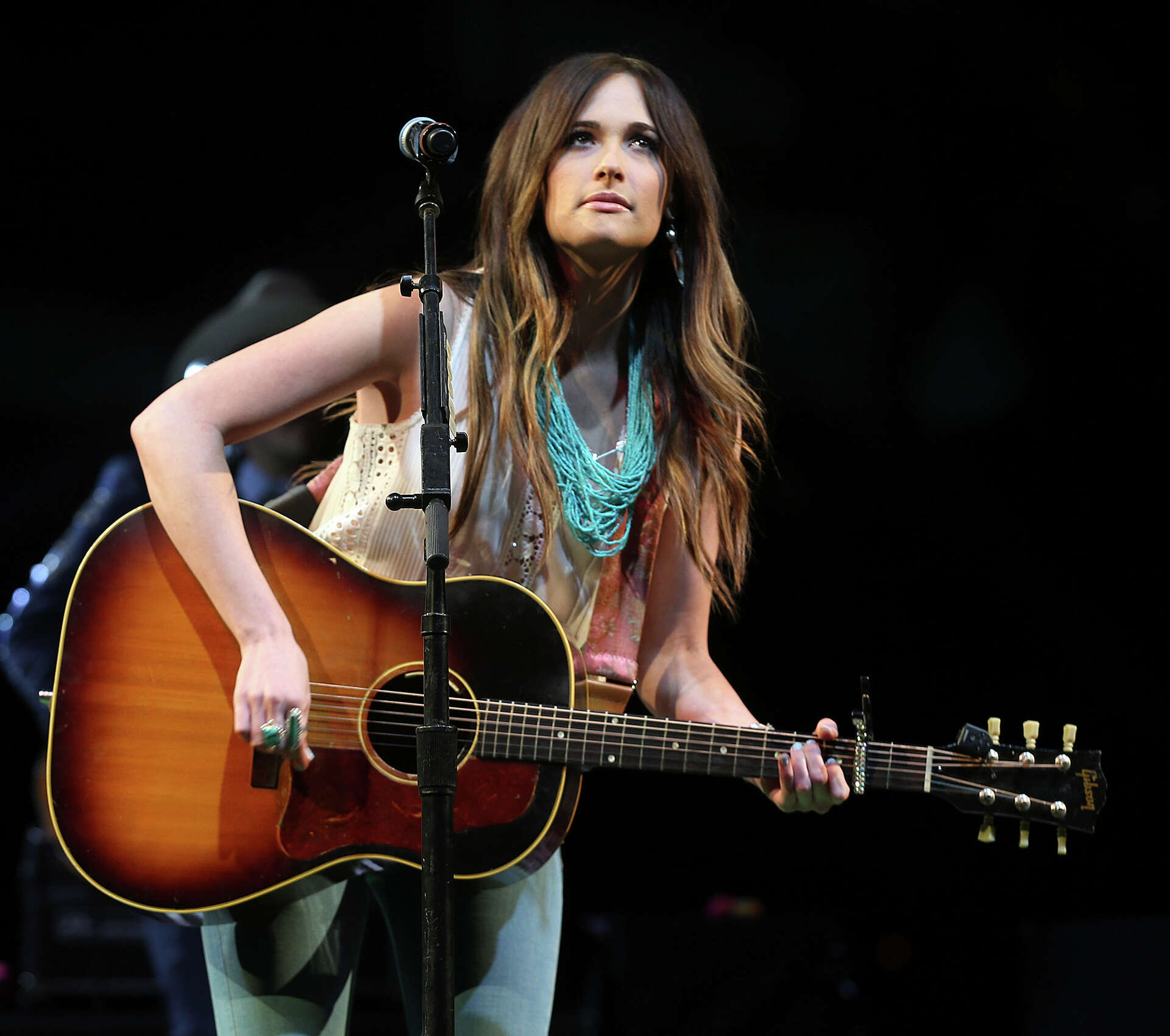 Kacey Musgraves shows why she’s a star at Gruene Hall