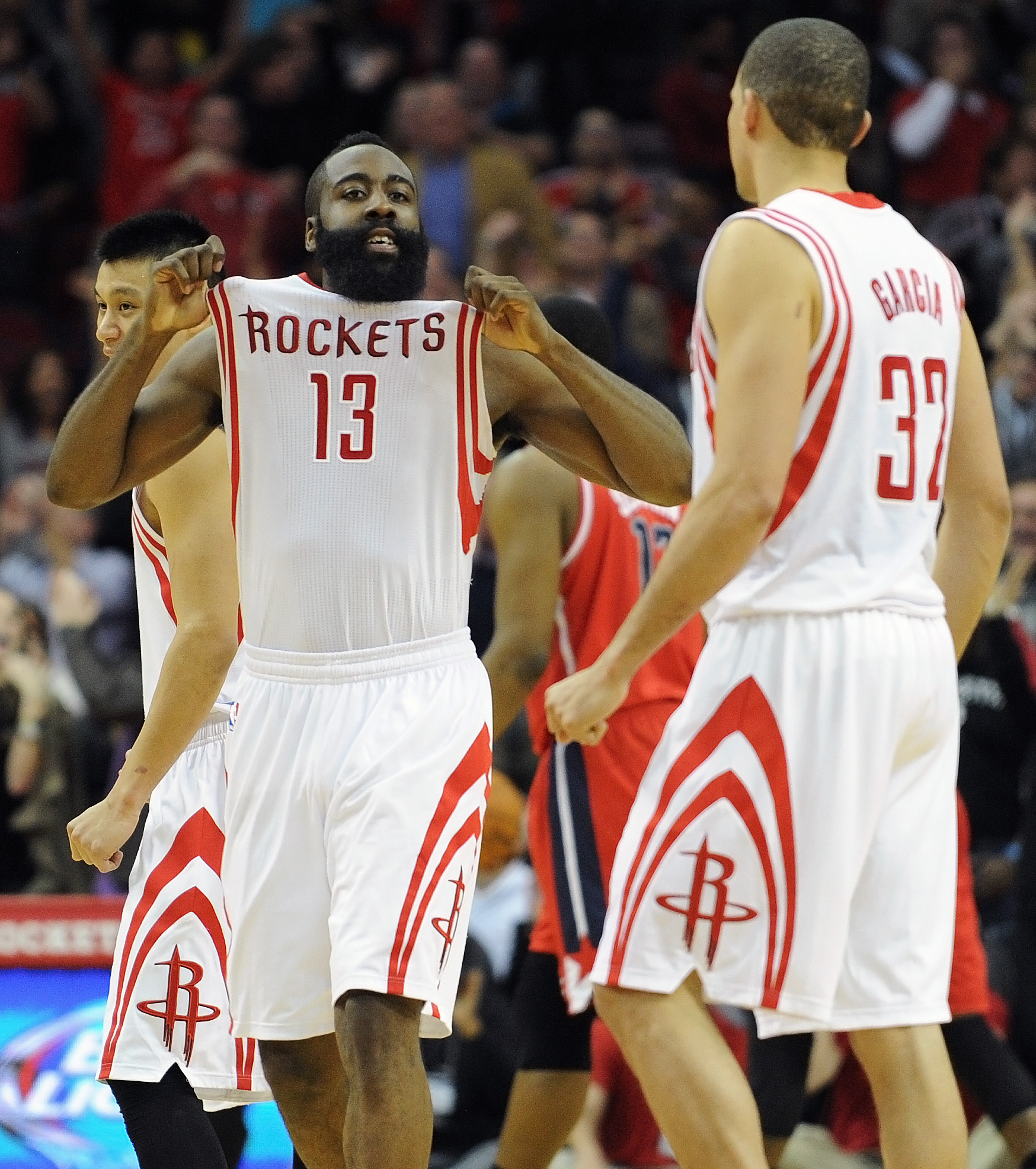 Harden's heroics lift Rockets past Wizards