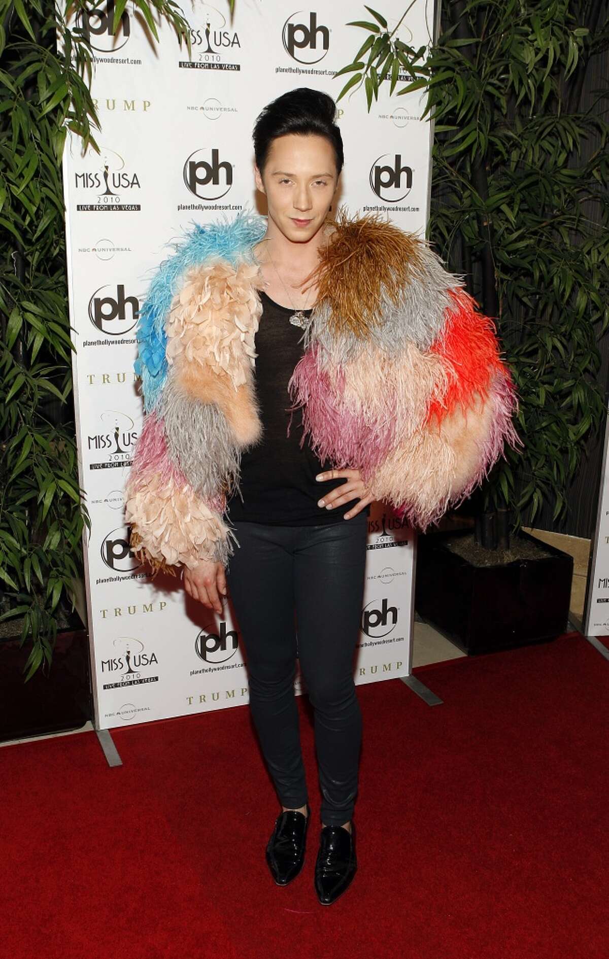'Hunger Games or Olympics?' Johnny Weir's eye-catching outfits light up ...