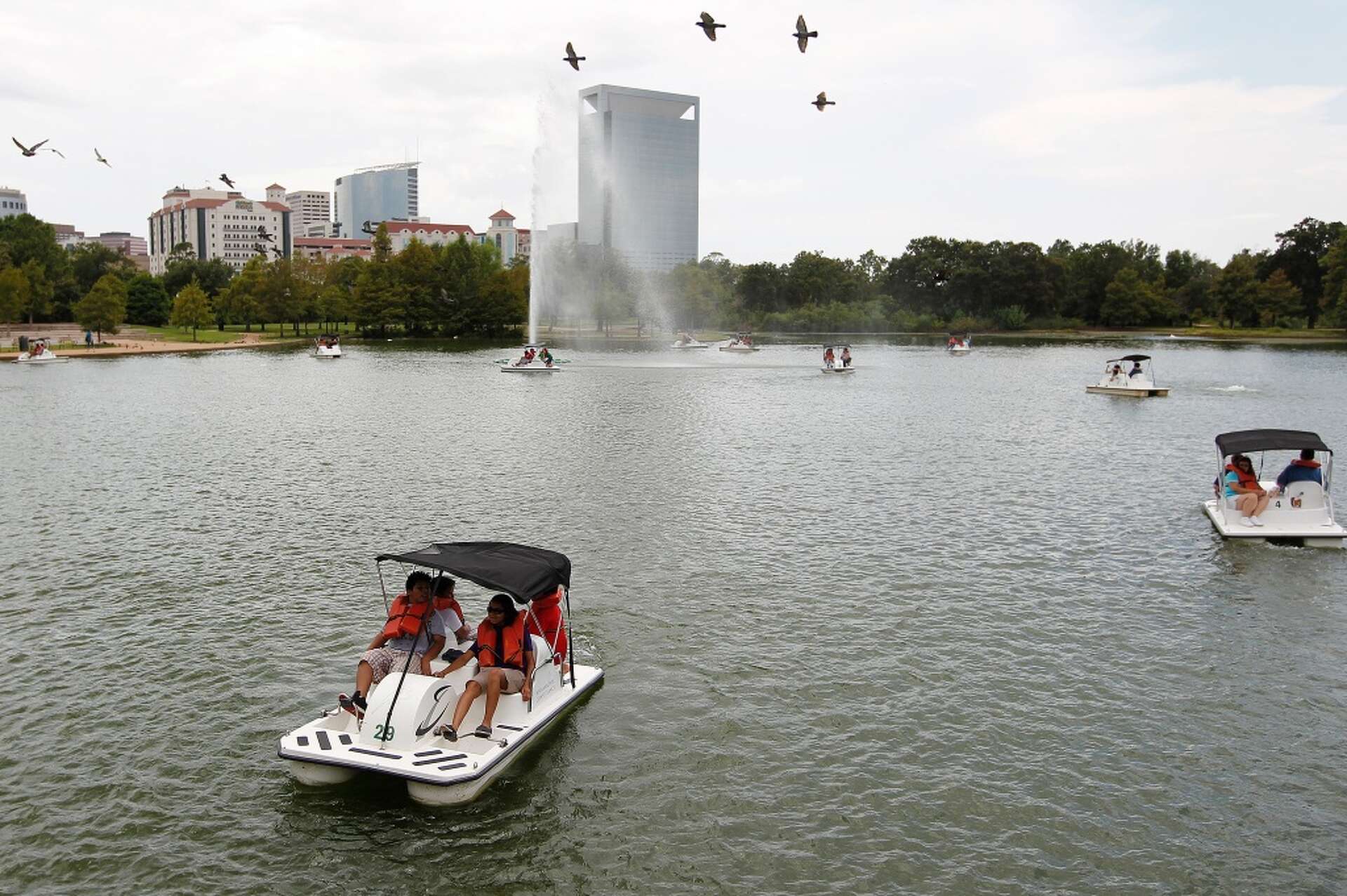 Houston's best fishing holes to getaway and practice social distancing