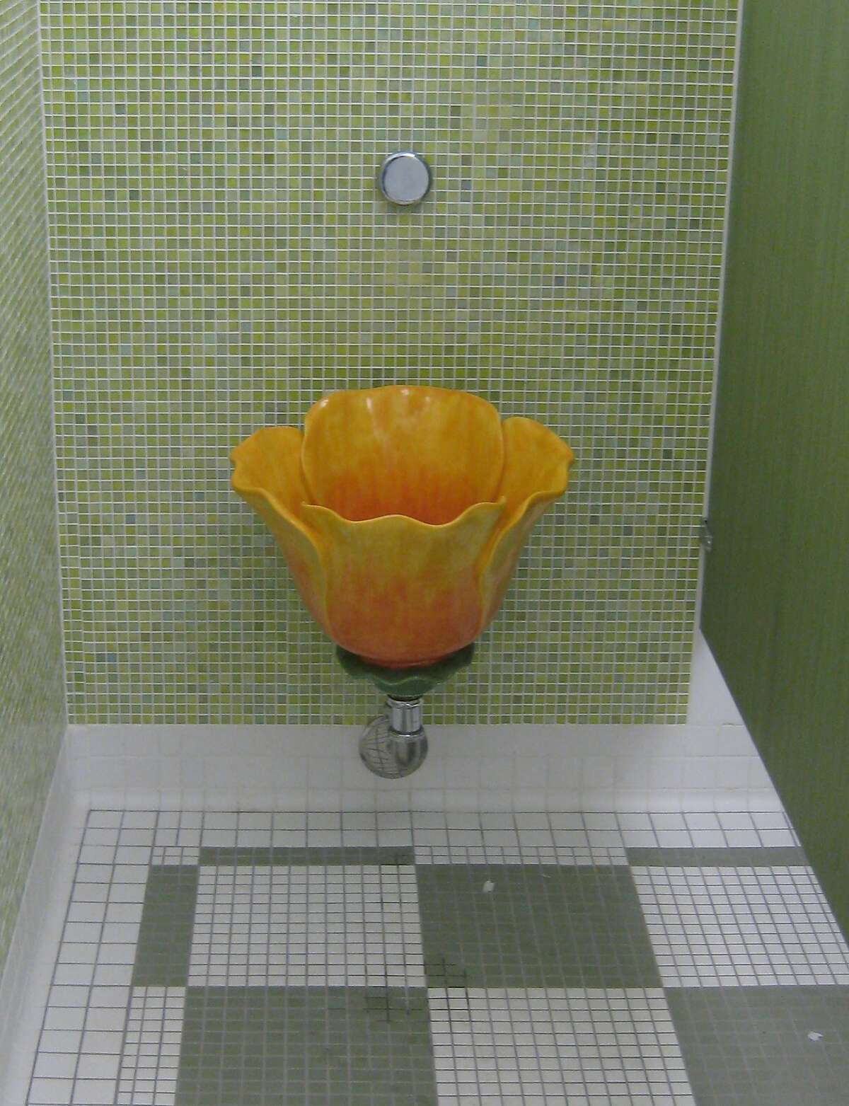 Urinal sculptor's No. 1 inspiration may surprise you