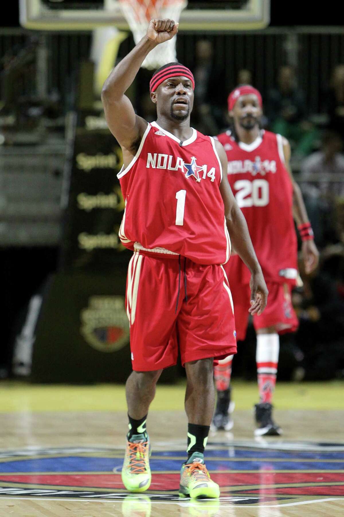 Kevin Hart cedes celeb MVP to education secretary