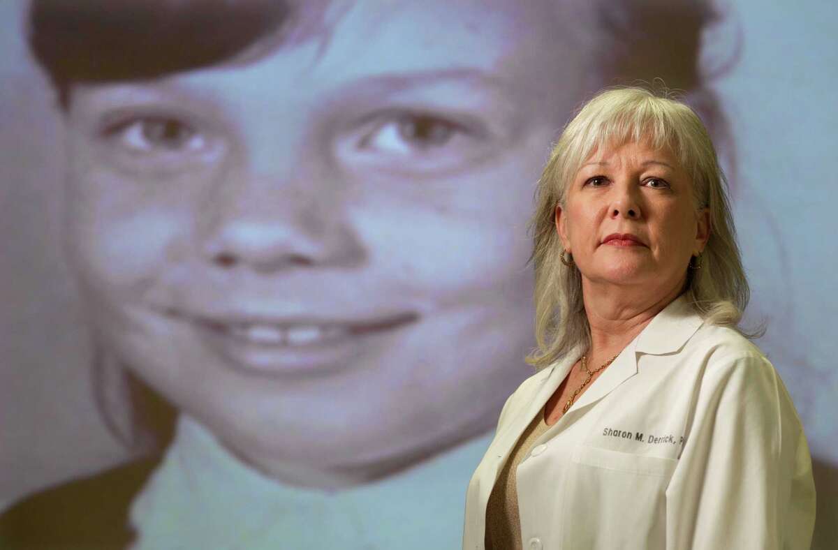 Freckles help solve a decades-long mystery