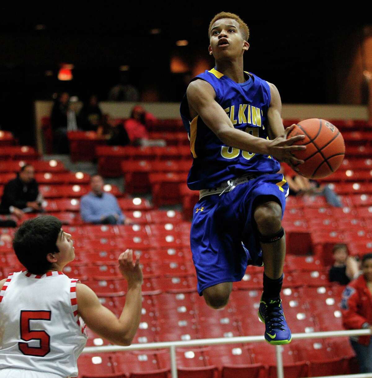 Just like old times for Elkins boys in win over Dulles
