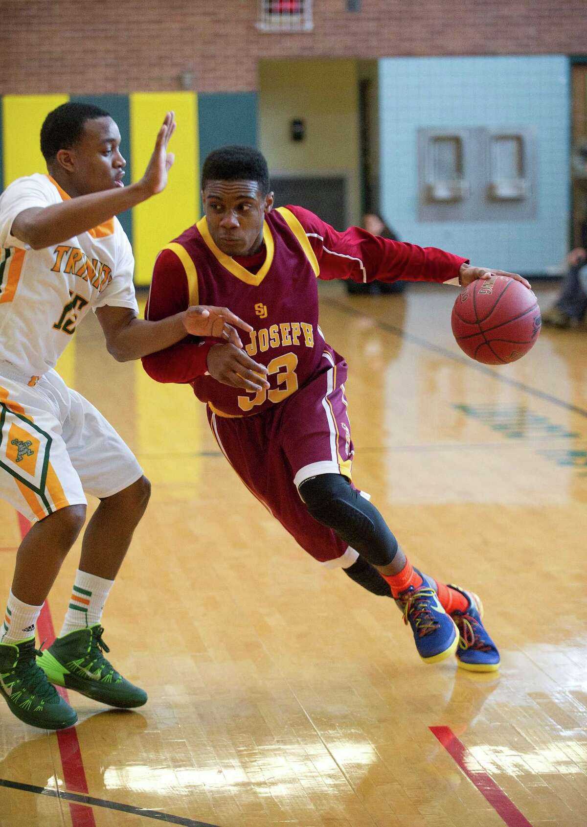 St. Joseph, Ager-Lamar pick up key win over Trinity Catholic