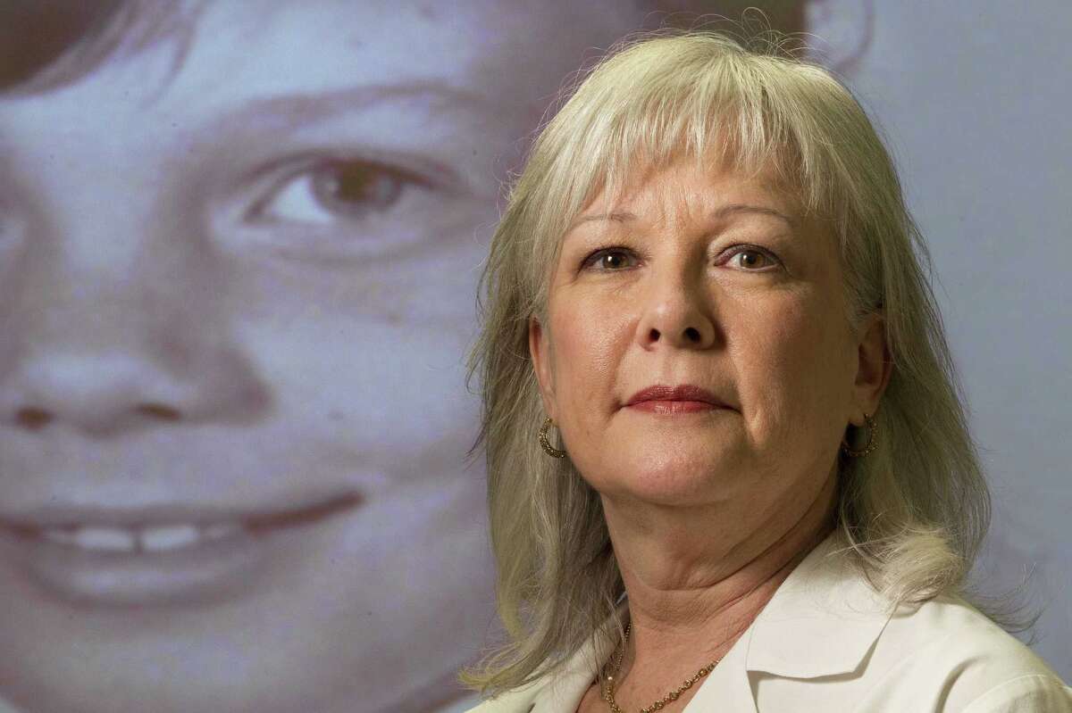 Freckles help ID woman who died in Texas in 1980