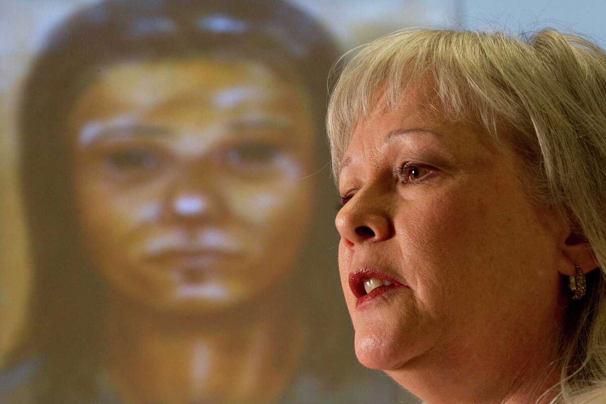 Freckles help ID woman who died in Texas in 1980