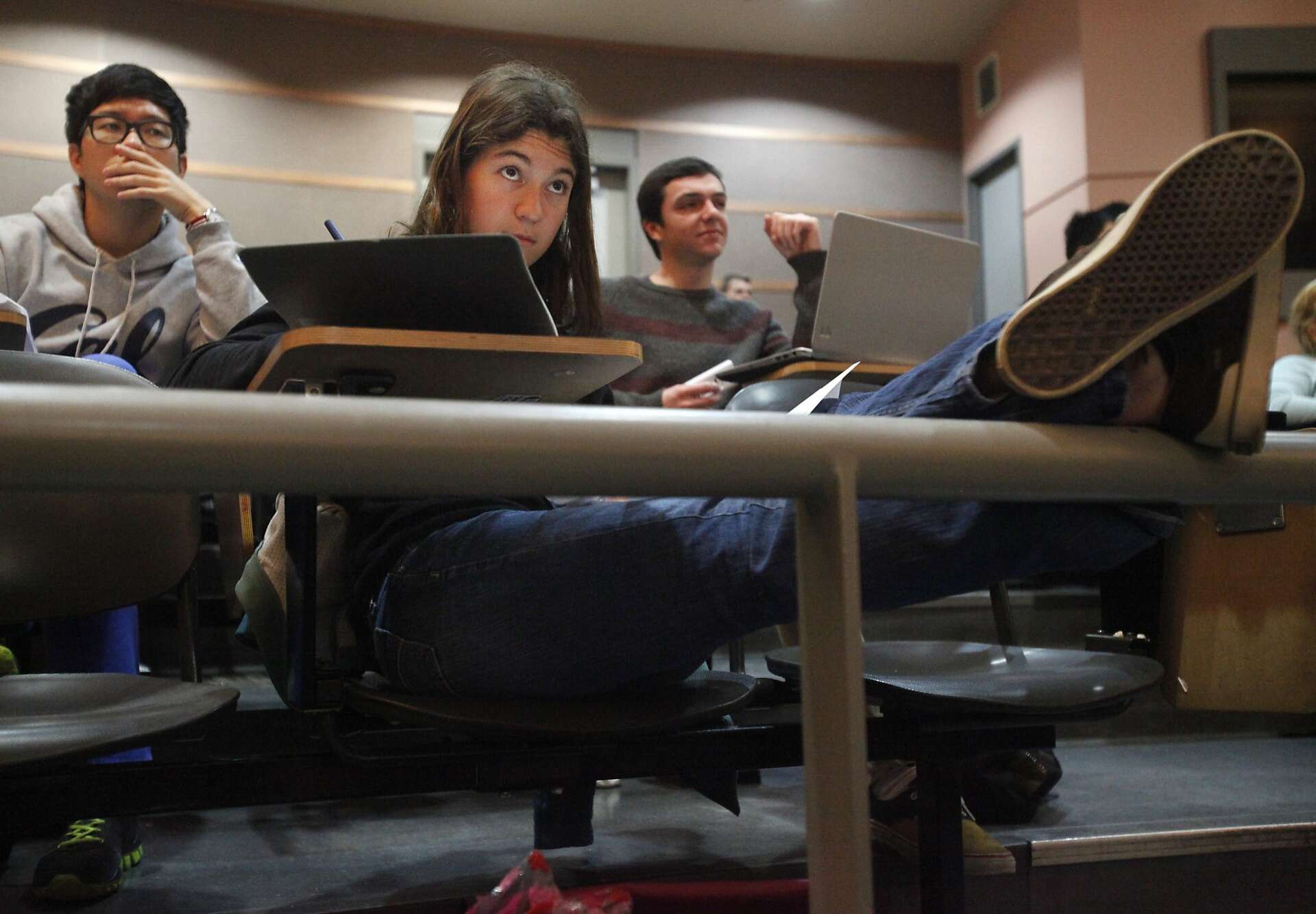 Tech shift: More women in computer science classes