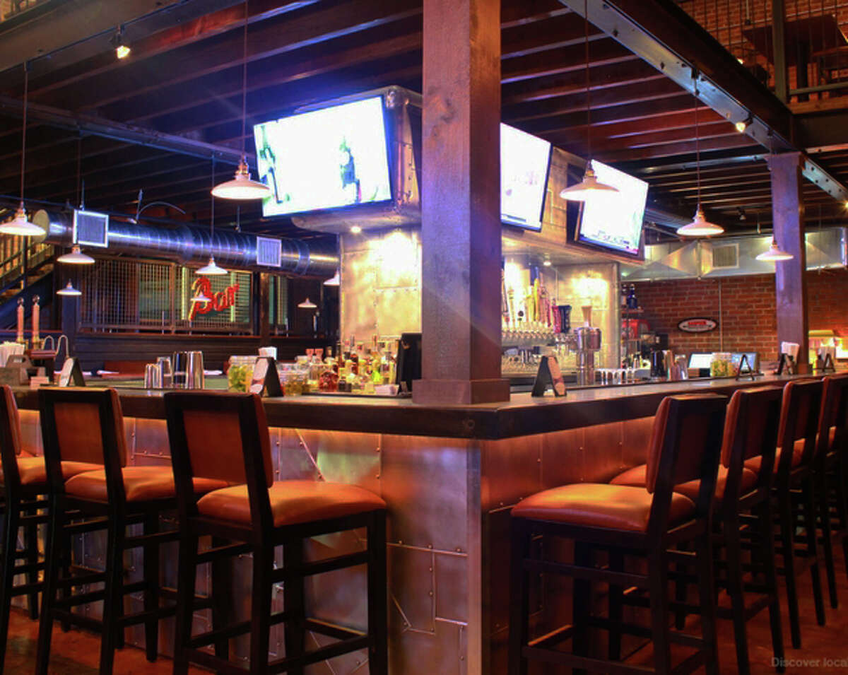 Keeping it 'Local:' New restaurant's distinctive setting, menu are ...