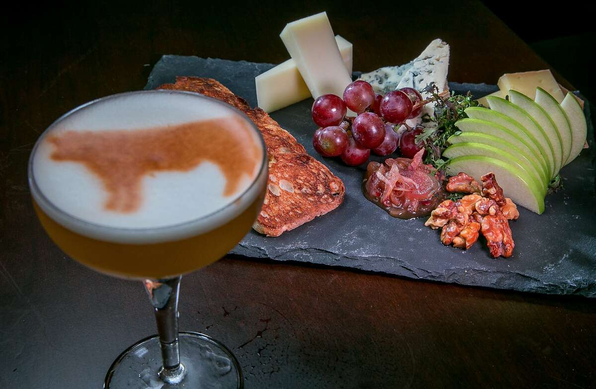 Menlo Park's LB Steak serves great steaks, cocktails